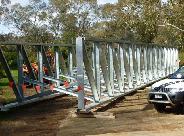Construction Structural Stability – Pedestrian/ Bicycle Bridge